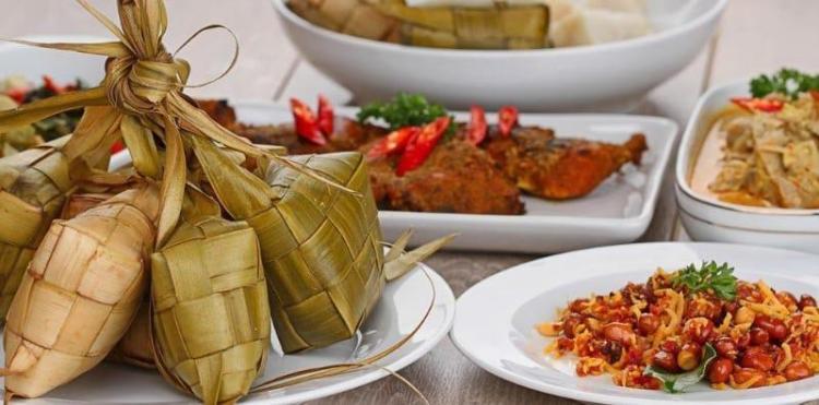 Makanan Hari Raya: Ini 5 Tip Untuk Kekal Sihat Dengan Juadah Raya!