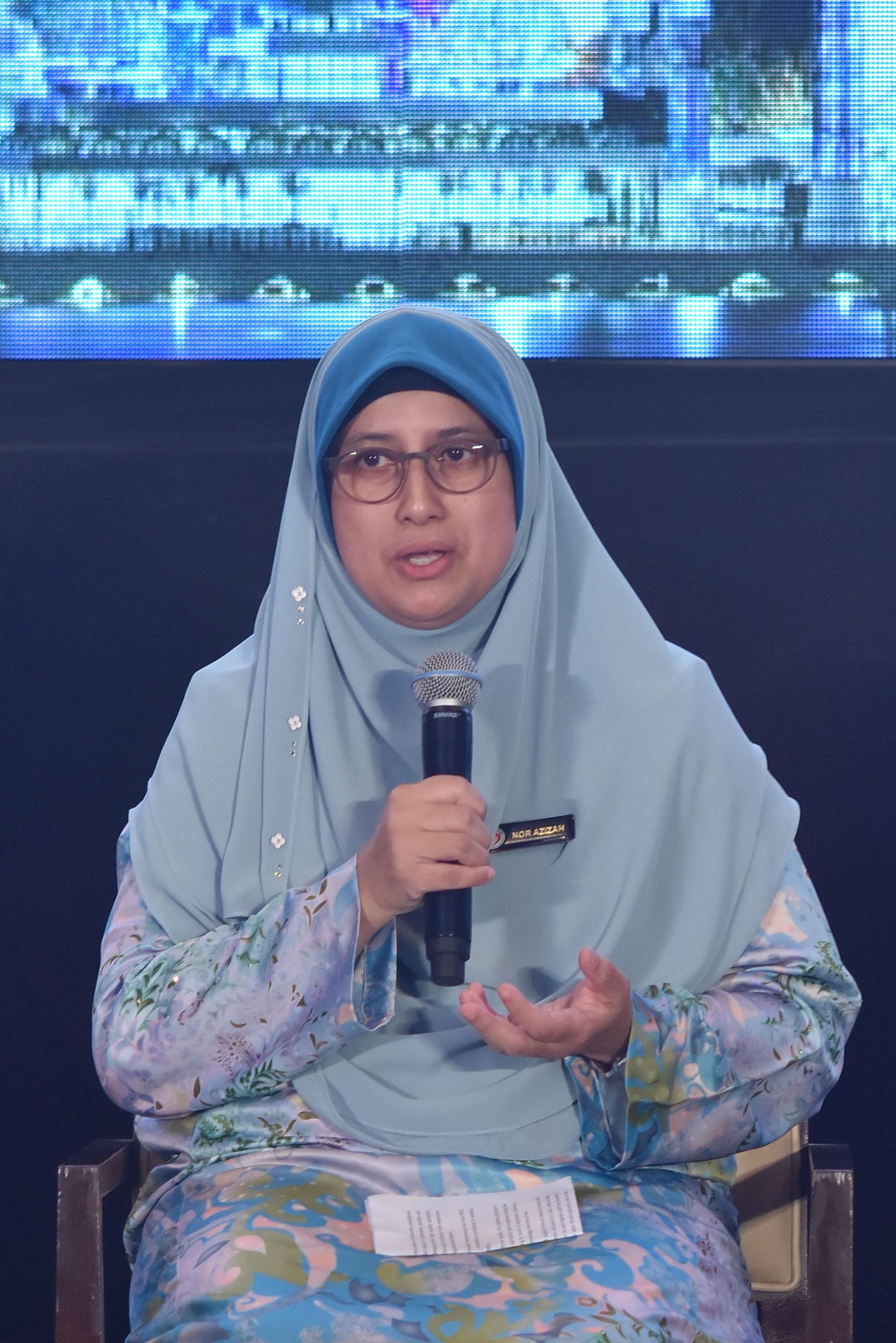 Lakukan Pemeriksaan Mata sebelum Pakai Kanta Lekap - Hello Doktor