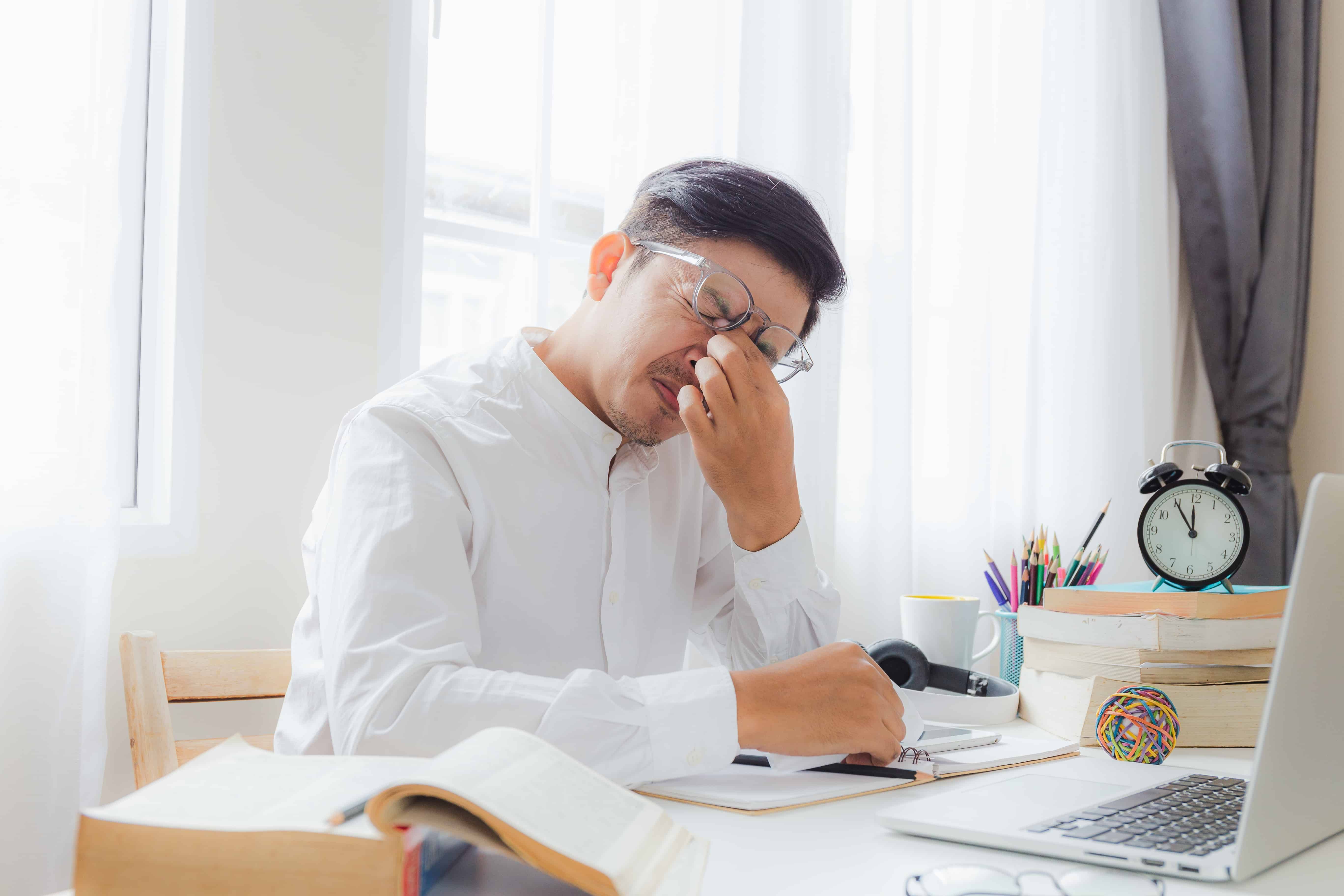 Tanda Stres Bagi Lelaki, Ini 32 Simptom Yang Kalian Perlu Tahu!