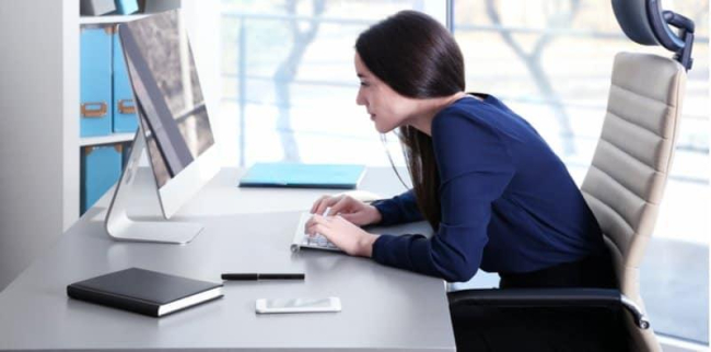 Postur Badan Yang Betul Ketika Berdiri, Duduk & Tidur? Ini Caranya!