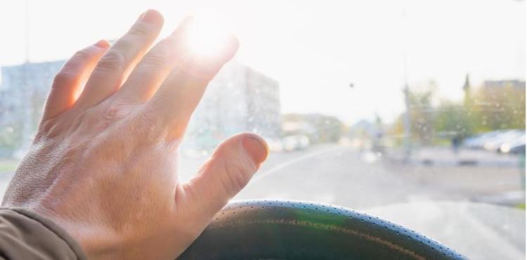 Silau Mata Boleh Menjejaskan Kualiti Hidup, Usah Diabaikan!