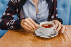 Khasiat Teh Misai Kucing: Selain Detoks, Ada 6 Lagi Manfaat Minuman Ini!