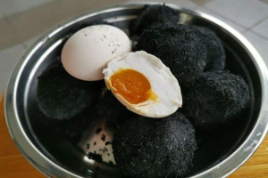 Cara Buat Telur Masin, Mudah & Sihat, Boleh Guna Telur Ayam Juga!