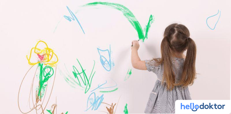 Anak Conteng Dinding? Ini 5 Cara Berkesan Hilangkannya - Hello Doktor